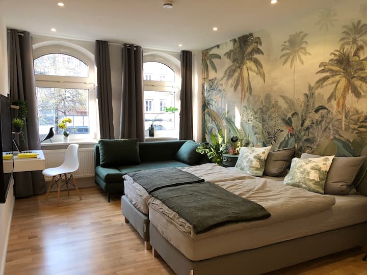 Urban Amazonia - Apartment In Historic City Center - 뉘른베르크