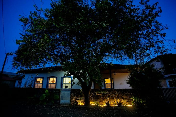 Grande, Equipada, Charmosa E Pertinho Do Centro. - Tiradentes