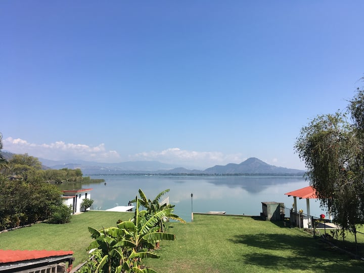 Chalet Amatitlan,  Amazing Views - Palín