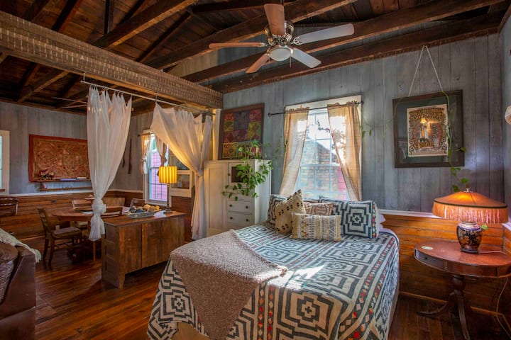 Stella Blue 10: Enchanting Starland Studio - Savannah, GA