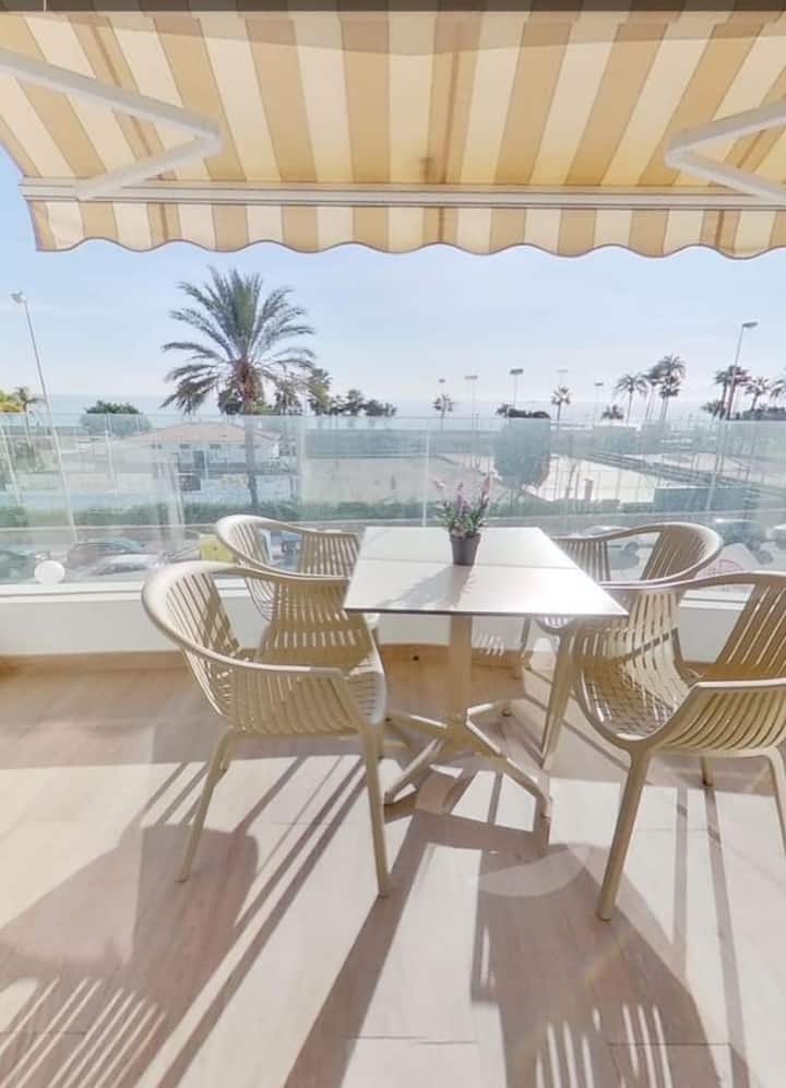 Acogedor Apartamento En Primera Línea De Playa - Torre del Mar