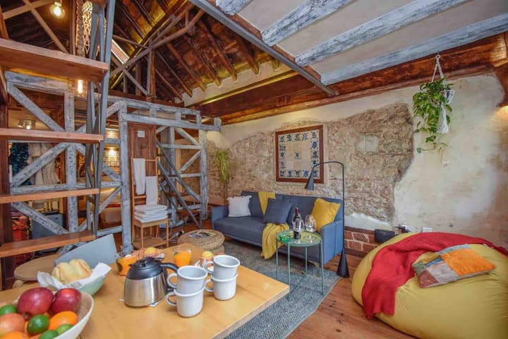 Alfama Charming And  Rustic Apartment -6pax - Alfama