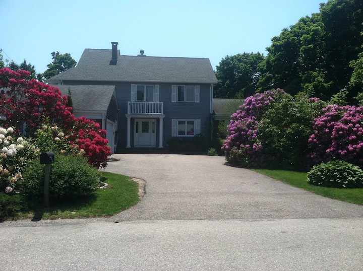 Narragansett Oceanview 5br/3b A/c Beaches Newport - Narragansett, RI