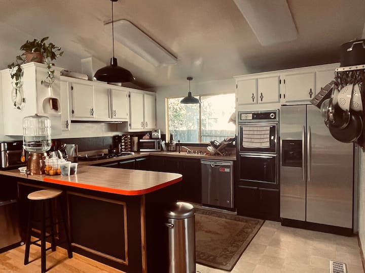 Moody Modern Bedroom - Sunnyvale, CA