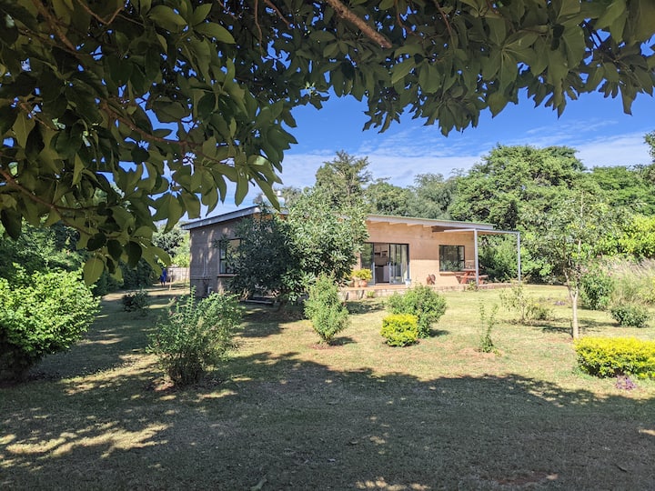 Modern Serviced One Bedroom Cottages In Harare - Harare