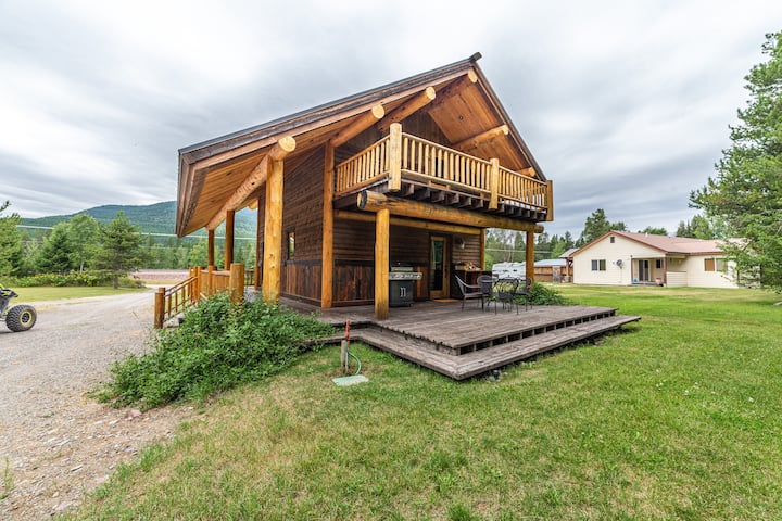 Fisher Cat Cabin At Snowcat Cabins (Hot Tub!) - West Glacier, MT
