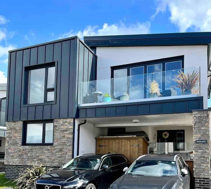 Modern 3 Bedroom House Reversed Open Plan Living - Perranporth