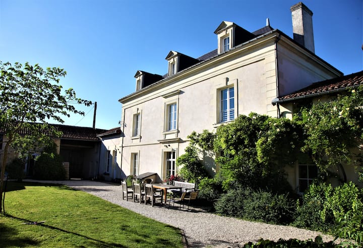 Chambre D'hôtes De Charme Pour 4, Piscine, Jardins - Loudun