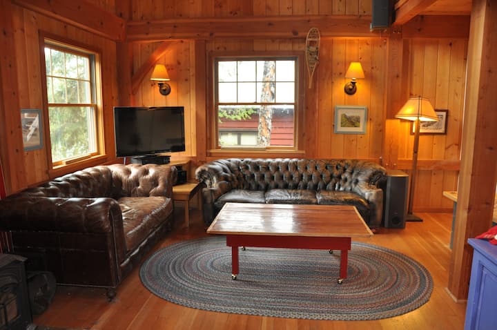 Cozy Government Camp Cabin - Government Camp, OR