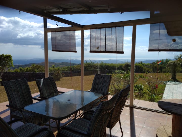 Mountain House With Golf View And 8 Bedrooms - Costa Rica