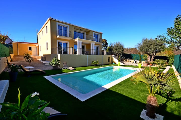 Villa De Standing Classée 4* Meublé Tourisme - Antibes