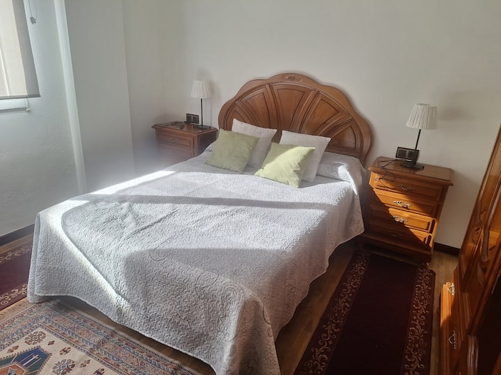 Habitación, Amplia. Interior, Wifi. - Gijón