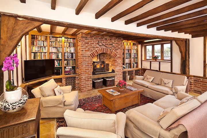Toft Monks Holiday Rentals & Homes - England, United Kingdom | Airbnb