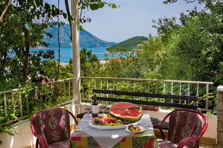 Studio For 3 @Guest House Madra #7 - Budva