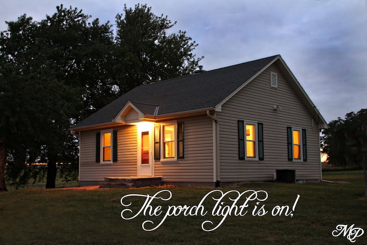 Grandma's Country Home - Lewis and Clark State Park, Rushville