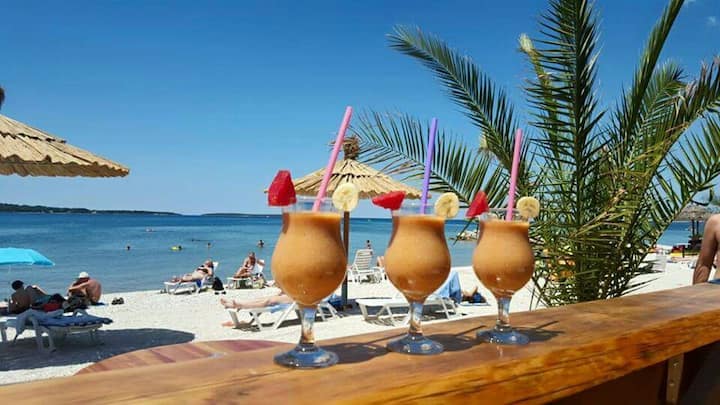 Nice Apartment Only 5 Min Walk From Best Beach! - Pula