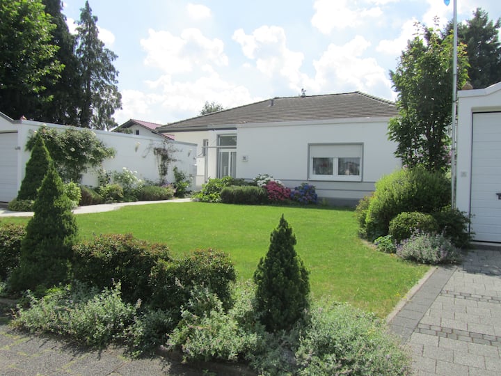 Helgas Ferienwohnung - Bruchköbel