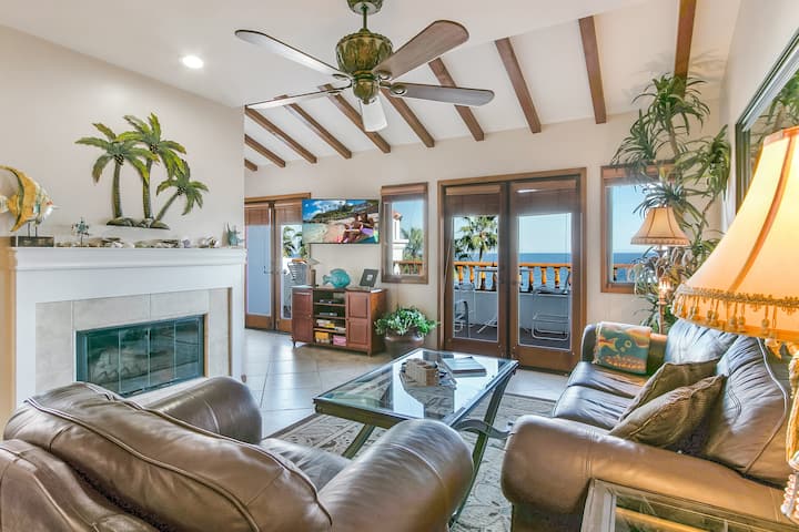 H892: Well-appointed Villa With Cart And 4 Steps - Avalon