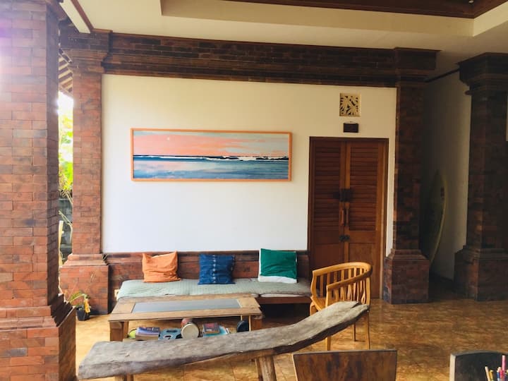 Stone`s Home Stay Room 5 Surf And Yoga - Bali