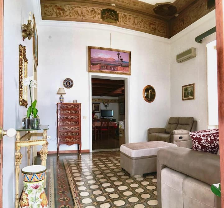 Casa De Spuches - Palermo