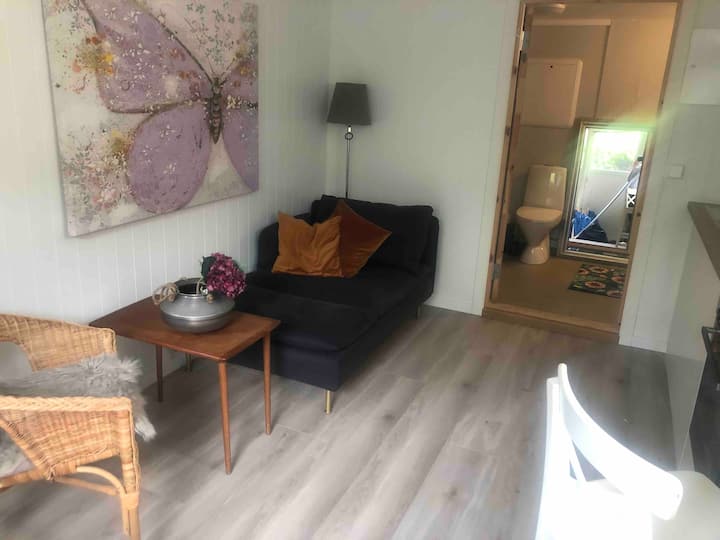 Helt Nyoppusset Hybelleilighet Gangavstand By/sjø - Kristiansand