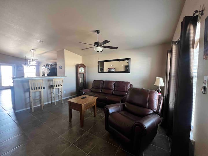 Mountain View In The Southwest - Santa Teresa, NM