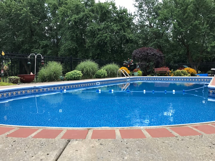 Carol’s Country Inn, Buffalo, New York - Corfu, NY