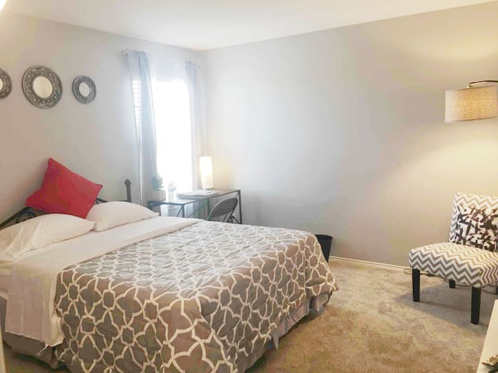 ⭐️ 30days-serene Room Tv/laundry/kitchen For Pros - Fort Worth, TX
