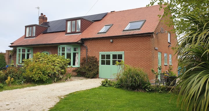 Sea View Mews - A Coastal, Rural Cottage. - Bridlington