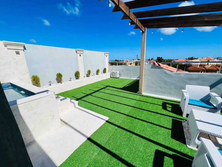 Punta Cana 2br Condo W Private Rooftop And Jacuzzi - Punta Cana