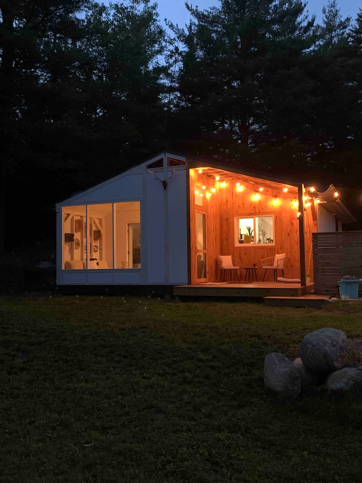 Quiet Cozy Cottage - Adirondack Mountains