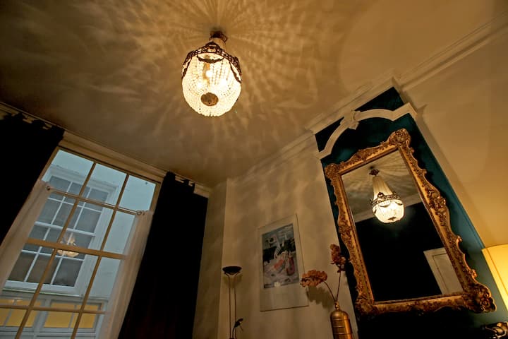 Cozy Room ★ 17th Century Canal House ★ City Center - Amsterdam