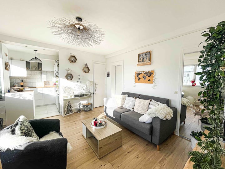 Superbe 2 Pièces 45m2 à 10min Des Champs-elysées - Rueil-Malmaison