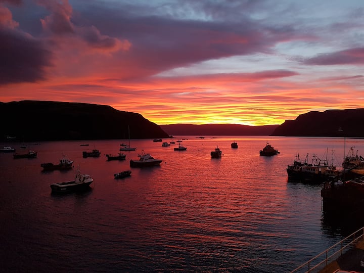 2 Marine Buildings - Portree