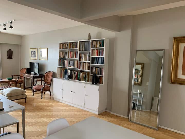 Recoleta  Cozy & Centrally Located Two Bedroom Apt - Buenos Aires