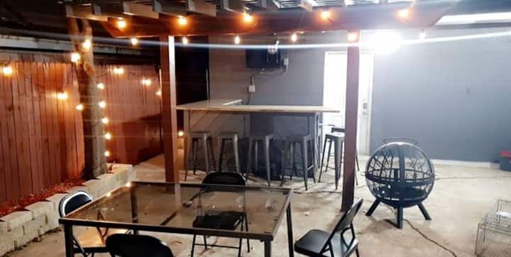 Secrets Backyard Bar. Hottub, Mins. From Stadiums - Arlington, TX