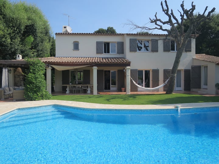 Les Adrets De L'esterel Propriete Avec  Piscine - Fréjus