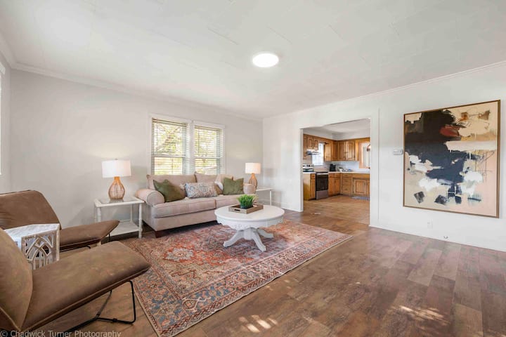 Walk To Everything! Museum, Best Location! - Bentonville