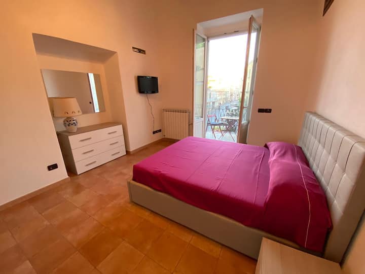 Appartamento Sul Corso Di Ischia Ponte - Ischia