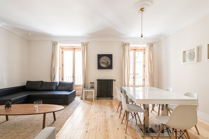 Espectacular Apartamento En El Centro De Madrid - Madrid