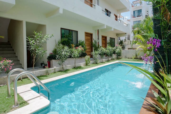 La Fortaleza - 5th Avenue (3rd) - Playa del Carmen