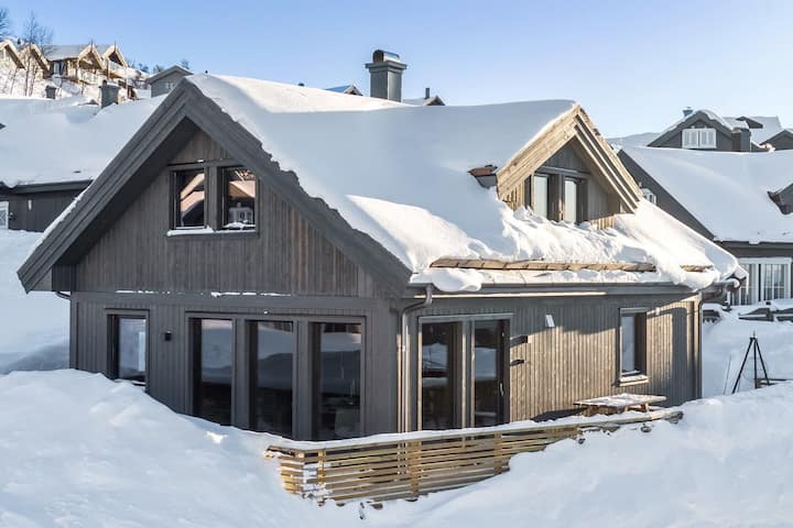 Hytte Nær Alpinbakker Og Ski-/turterreng - Norway