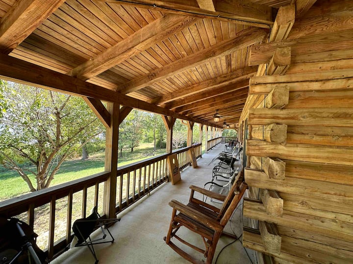 Log Cabin Home On Lake Limestone - Fort Parker State Park, Mexia