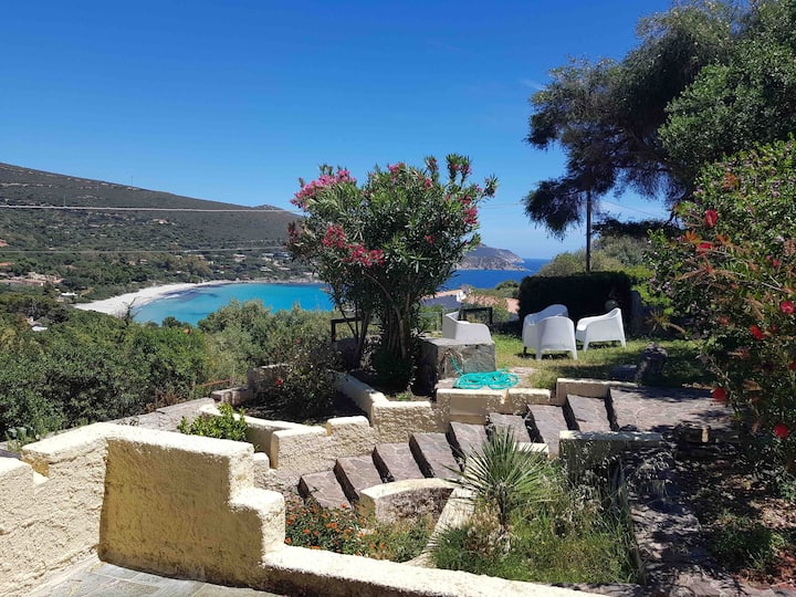 Seaview Villa, 4 Bedrooms, 5 Min Walk To Beach - Solanas