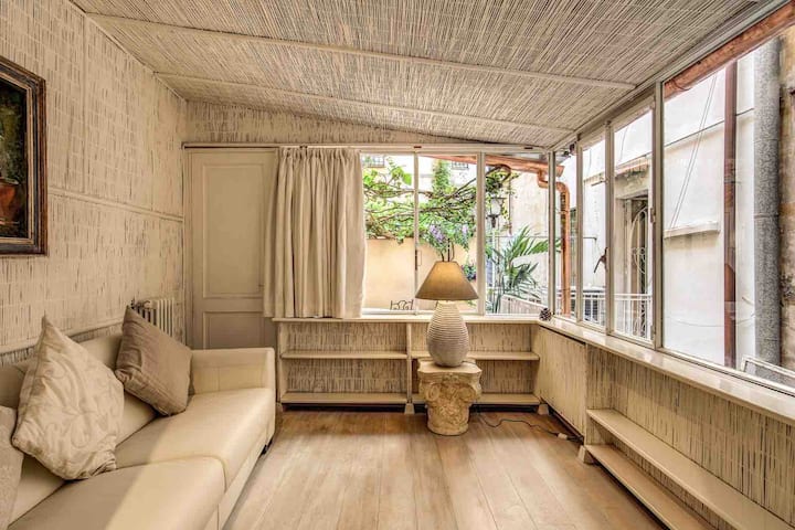 Crispi Little Inn - Rome