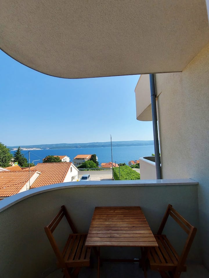 Apartment Petra&lovre/omis,stanici - Omiš