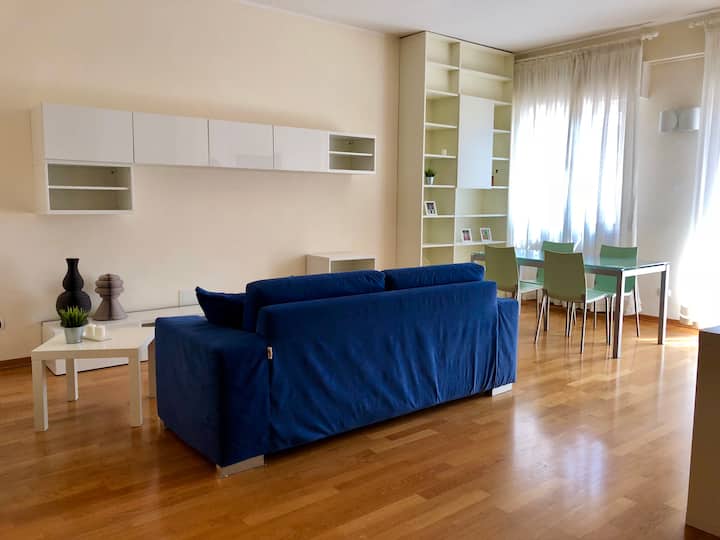 Appartamento Fellini, Con Vista Sulla Città - Rimini