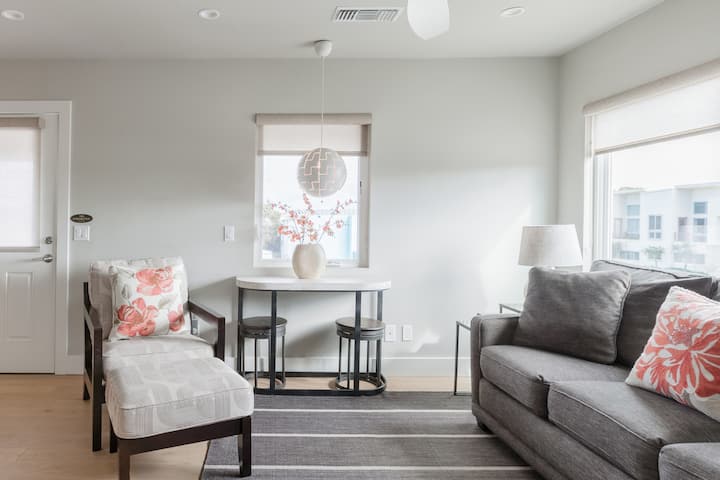 Go Fishing And Boating From An Apartment With A Marina View - Sunset Cliffs - San Diego