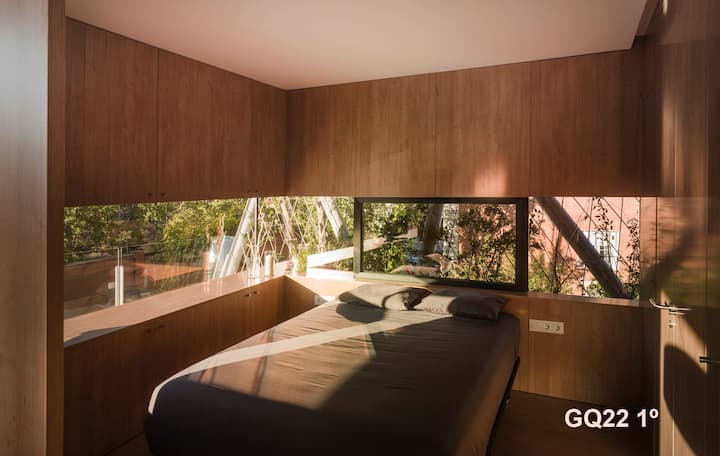 Madrid Without Noise Or Pollution. Gq22 1º - Ginzo de Limia
