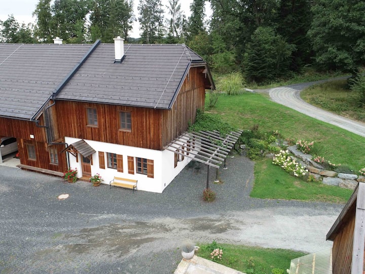 Idyllic Estate Farm Guesthouse - Bad Tatzmannsdorf